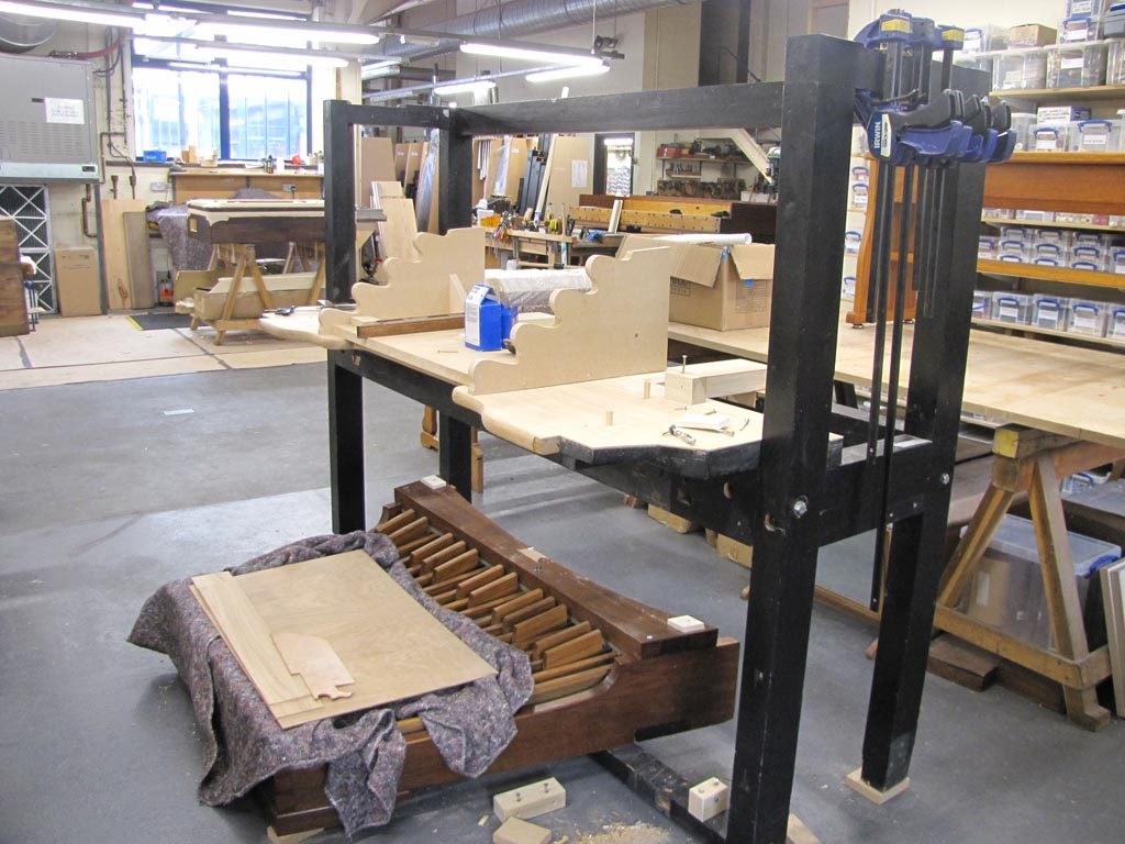 York screen console (2) – Harrison & Harrison Ltd